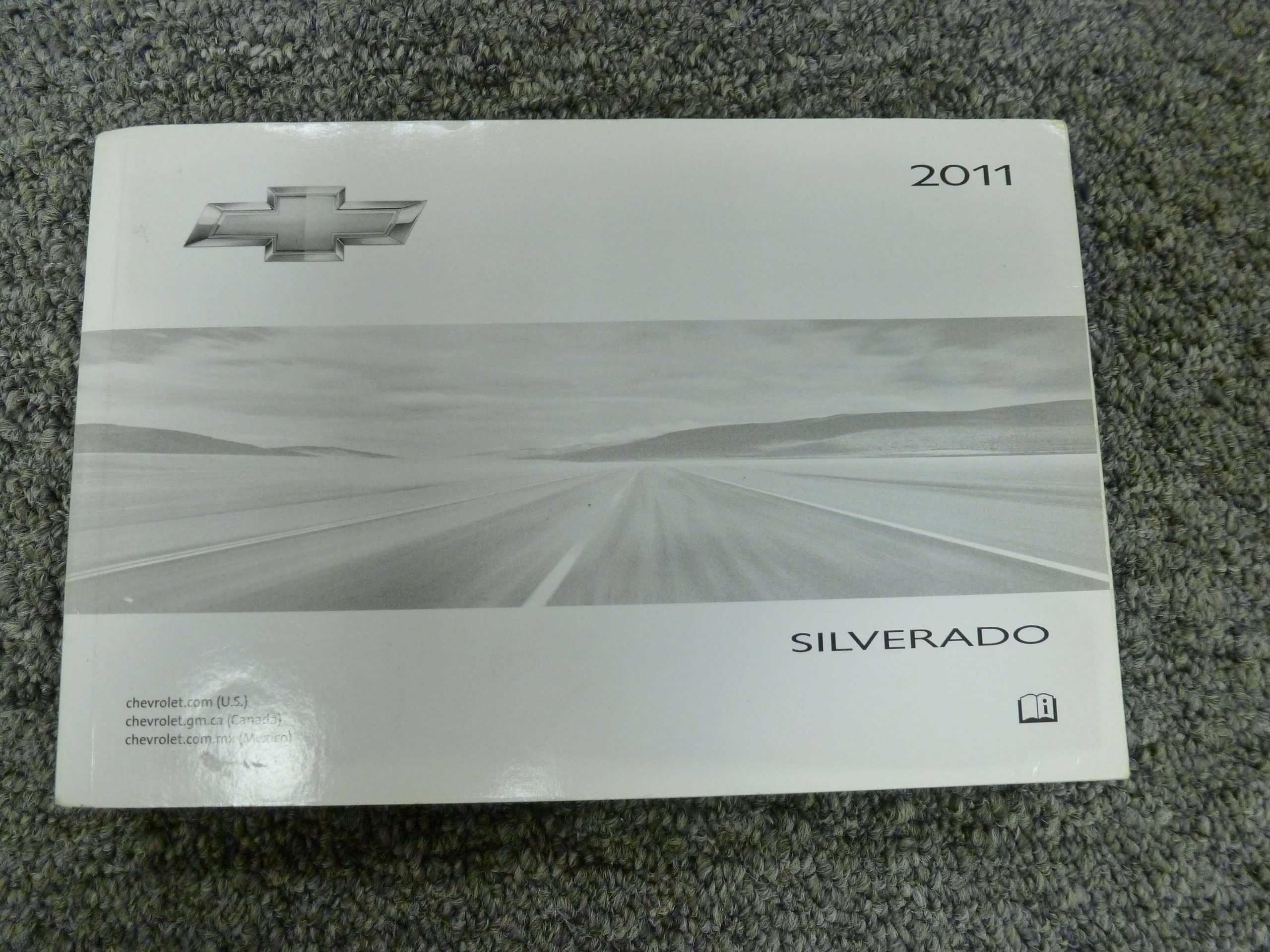 2011 Chevrolet Silverado Owner's Operator Manual User Guide